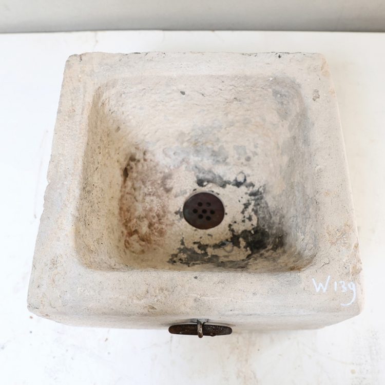 HLD 101 Antique Reclaimed Sink | CompasStone.com